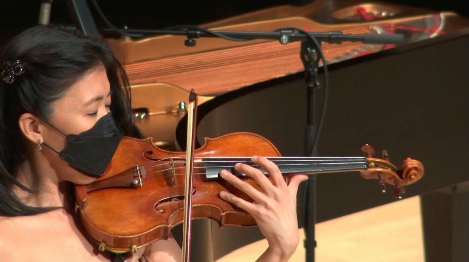 Violinist Helen Hwaya Kim offers diverse if mostly familiar repertoire ...