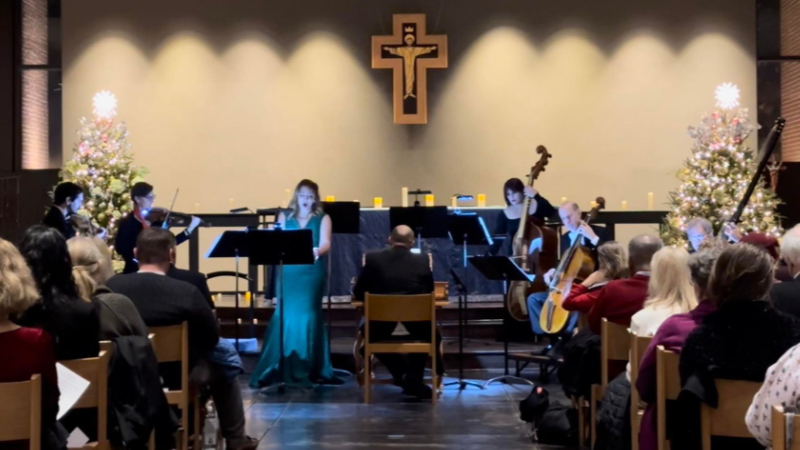 Baroque Candlelight Christmas celebrates the season in 17th and 18th ...