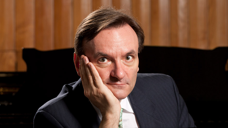 Pianist Stephen Hough plays a diverse, compelling recital at Spivey ...