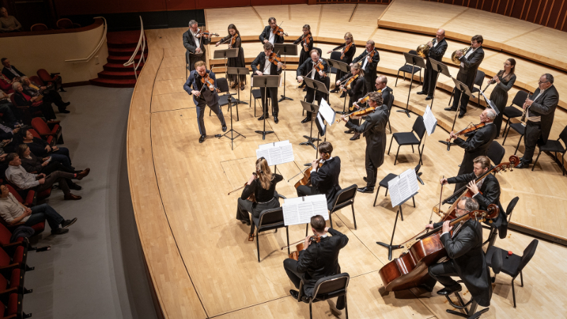 Polish Chamber Orchestra led by violinist Daniel Hope, performs at ...