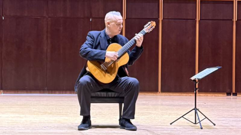 Guitarist Richard Knepp performing at Kopeleff Recital Hall, April 2 ...